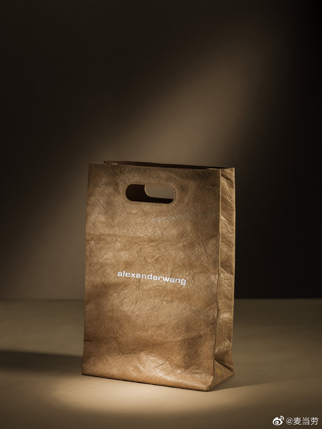 reusable bags designed with Tyvek® | DuPont™ Tyvek® for Design