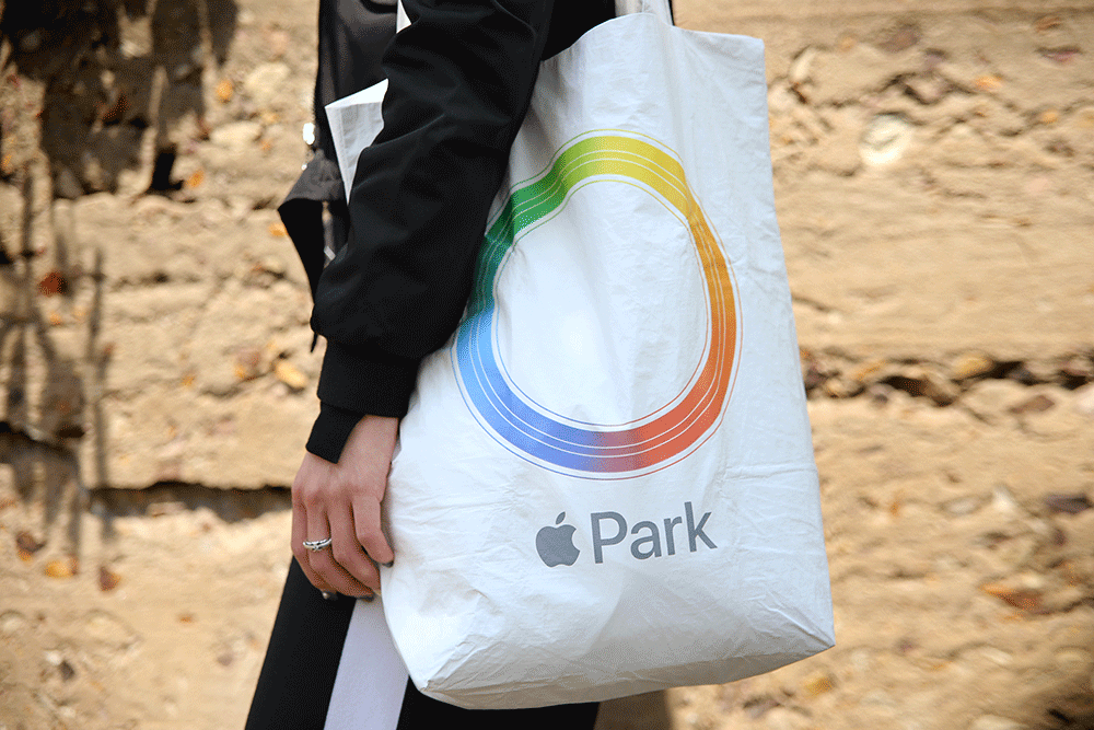 reusable bags designed with Tyvek® | DuPont™ Tyvek® for Design