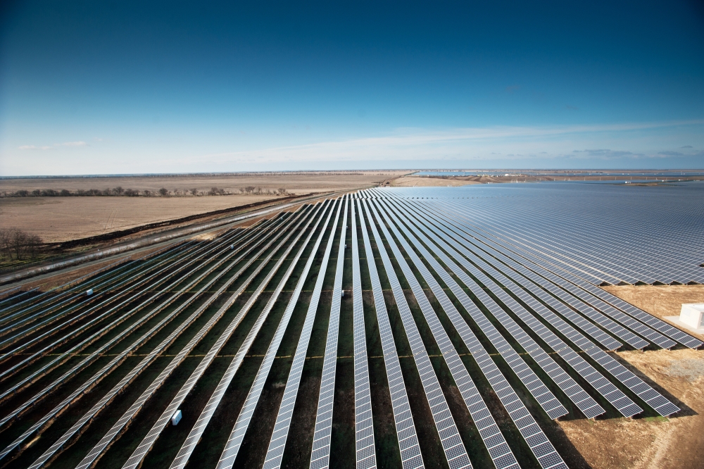 When Proven Performance Matters | Tedlar® PVF film-based backsheets ...