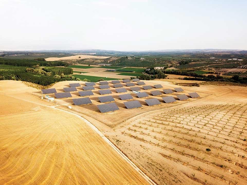 When Proven Performance Matters | Tedlar® PVF film-based backsheets ...